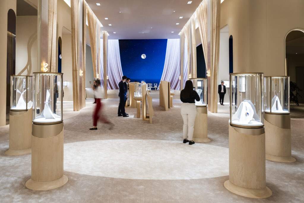 Watches And Wonders Geneva 2024 - Une édition Record Placée Sous Le ...